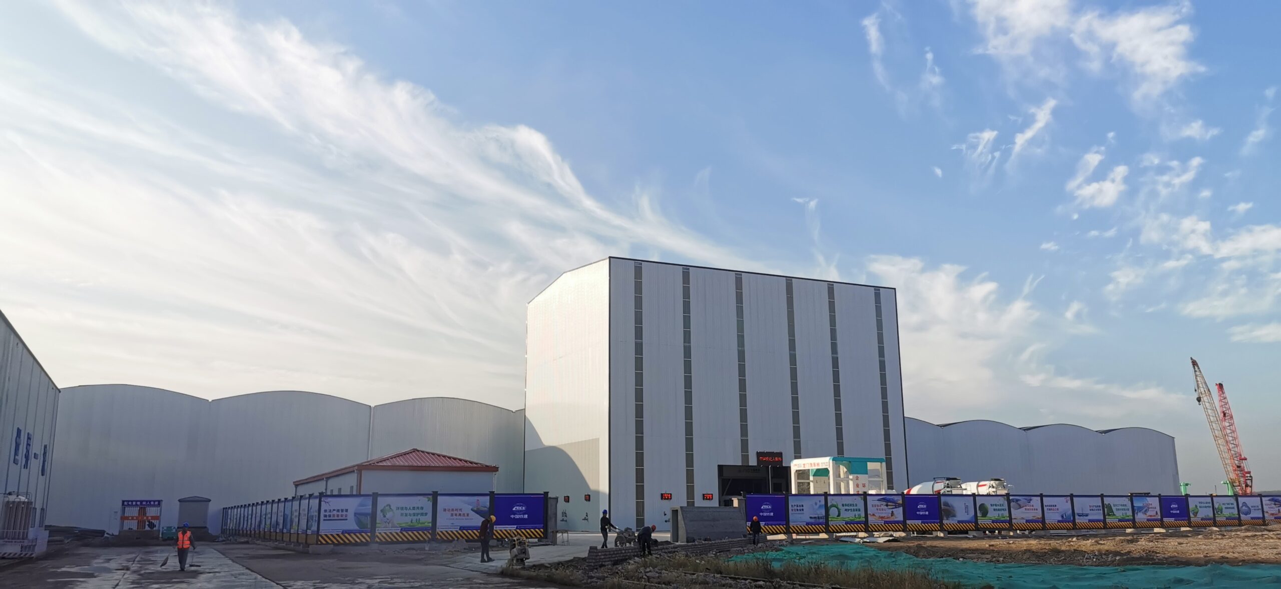 FYG HZS180 modular mixing plants support the construction of the ...